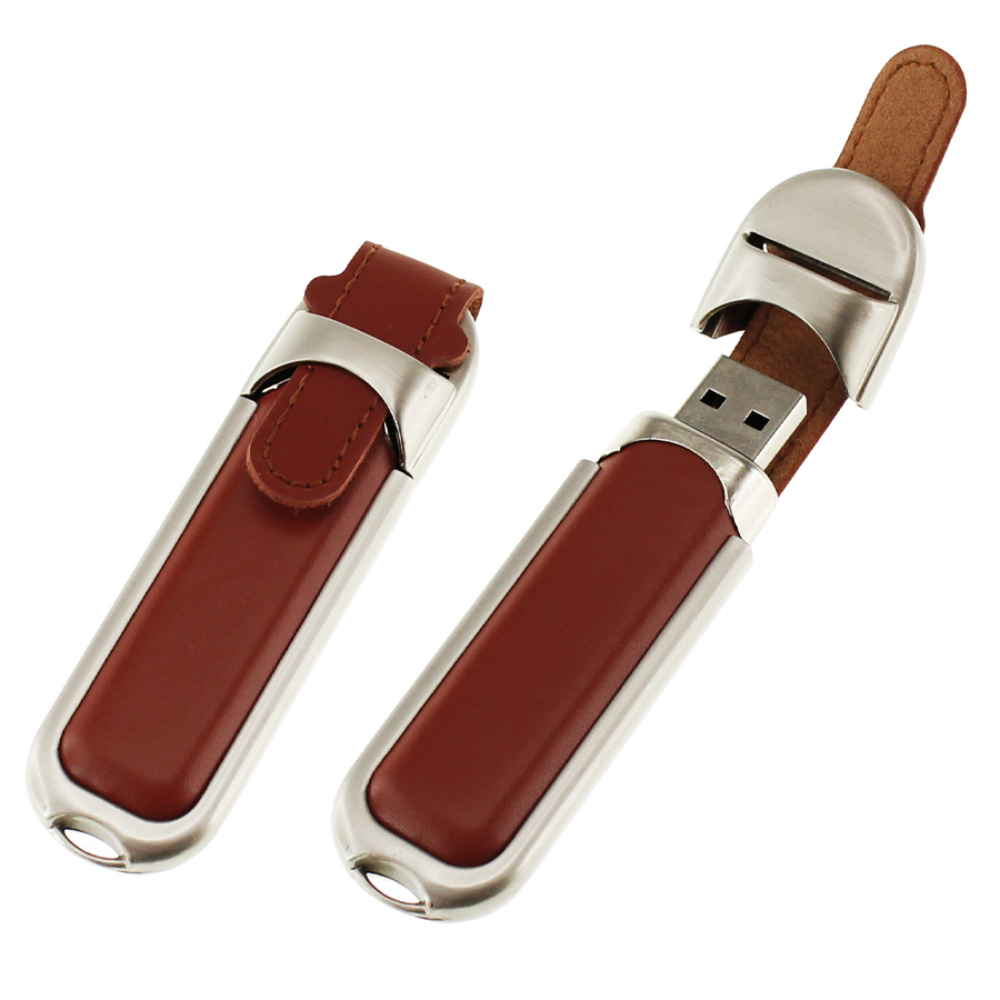 Pendrive 4GB de Metal y Cuero | Rompiendola